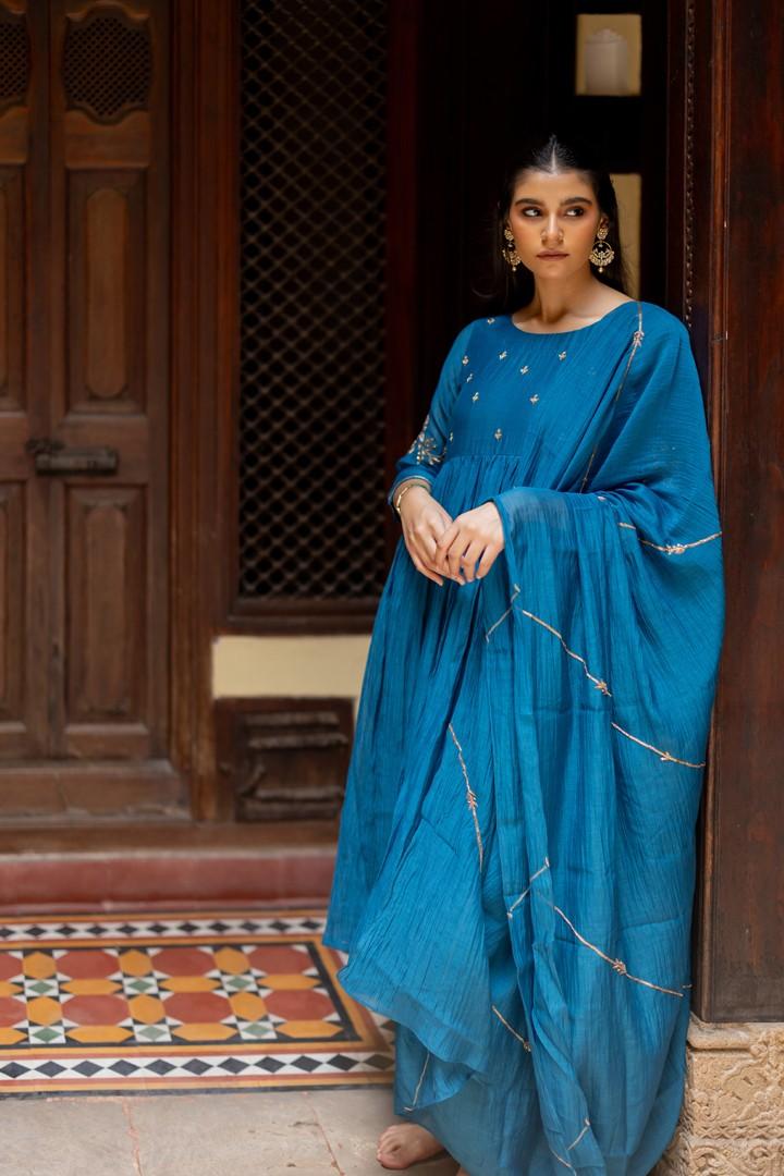 L E H E R – Label Puja Shah